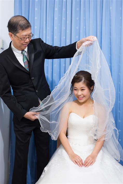 Alex And Meradith 1stjournal Productions