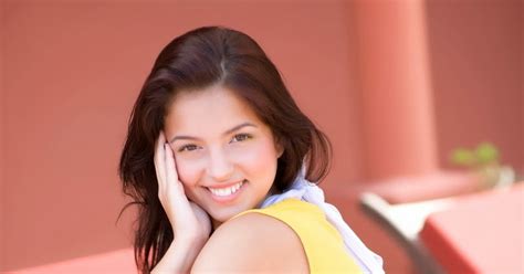 Cute Naked Girl Small Titts Round Ass Wet Pussy