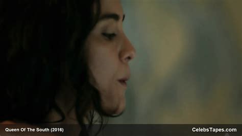 Alice Braga Exposing Naked Body