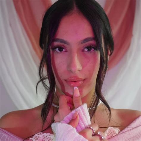 Salomé Arango2055 • Threads Say More