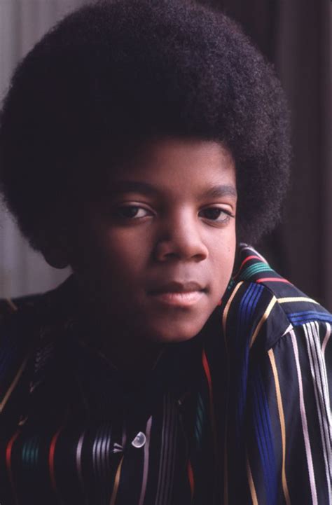 30 Adorable Color Photographs Of Michael Jackson As A Teenager In The