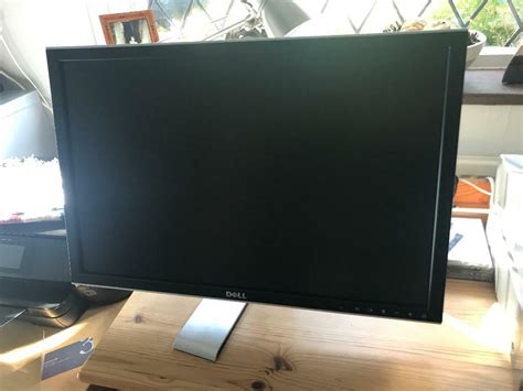 Dell LCD Flatscreen REV A02 17 Inch Monitor In Headley Down Hampshire Gumtree