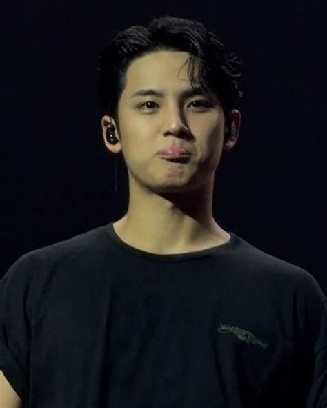 Pin Oleh Jazmin Di Mingyu Svt Di 2025 Gambar Pacar Selebritas