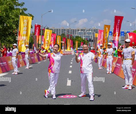 Jinhua Chinas Zhejiang Province 17th Sep 2023 Torch Bearers Chen Meilan L And Lu Yangchun