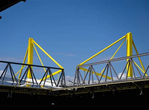 Emilio Espinal Burgos On Linkedin Borussia Dortmund Und 1and1 Statten Signal Iduna Park Mit 5g