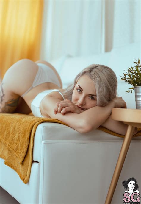 Riia In Cozy Mood By Suicide Girls Erotic Beauties