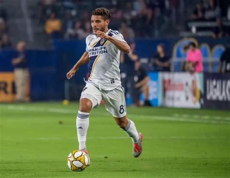La Galaxy Star Jonathan Dos Santos Deletes Photo Of Himself And Topless Model In Bed Daily Star