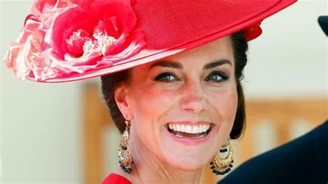 Princess Kates Exquisite Collection Of Royal Hats In Pics Celeb