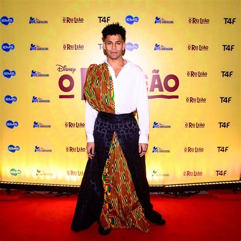 Drayson Menezzes Retorna Aos Palcos De Teatro Com O Rei Leão É Doideira