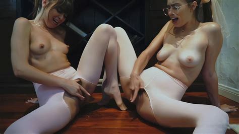 Riley Reid And Jill Kassidy Squirting HornySimp