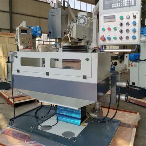 Xili Manufacture Servo Drive Vertical Horizontal Universal Tool Milling Machine With Digital
