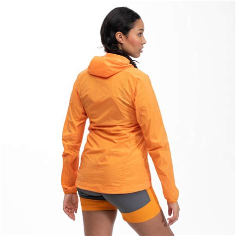 Bergans Cecilie Light Wind Anorak Lush Yellow Lett Anorakk
