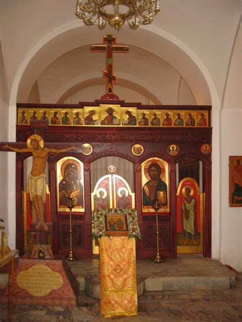 Изготовление иконостаса, иконостасы на заказ