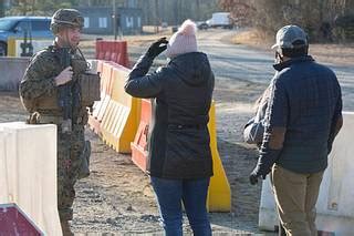 Us Marine Corps Staff Sgt Eric Thompson Charlie — Nara And Dvids