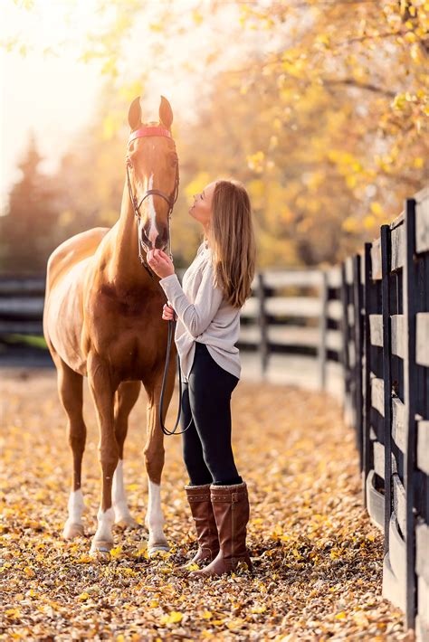 Knollwood Farms Senior Portraits Haley Berget Milwaukee Senior