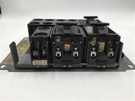 Square D Fsp 125 Amp Fuse Block Assembly Square D Fsp 125 Amp Fuse Block Assembly