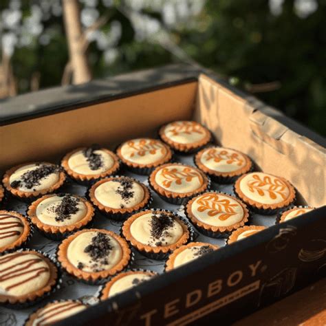 Mini Cheese Tartlets Catering Box Tedboy