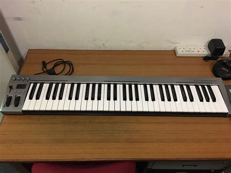 acorn masterkey 61 USB controller keyboard 興趣及遊戲 音樂樂器 配件 樂器 Carousell