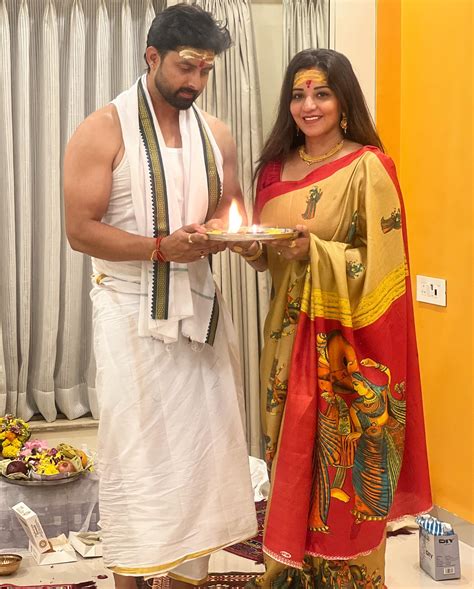 Monalisa And Vikrant Singh Rajput Celebrate Maha Shivratri 2025 Filmibeat