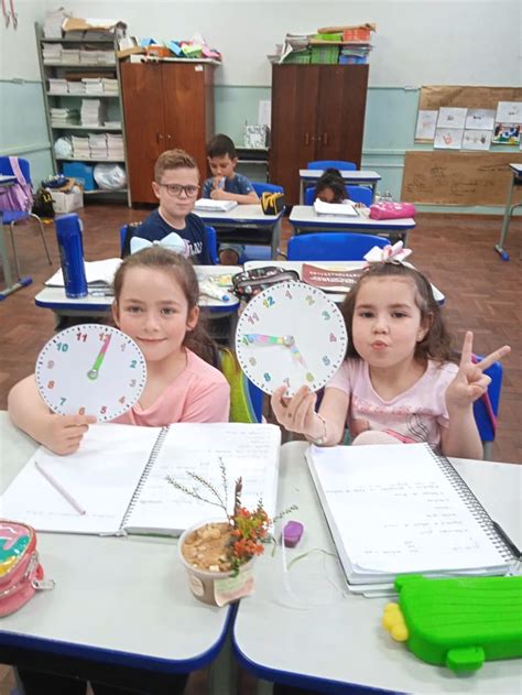 Alunos Do Instituto Imaculada Aprendem As Horas JE Acontece
