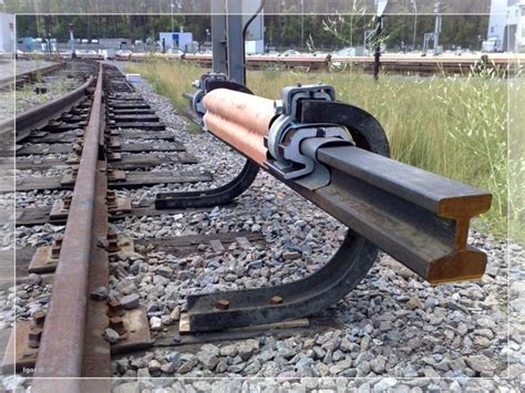 «Где контактный рельс в метро и почему если он настолько опасен нет