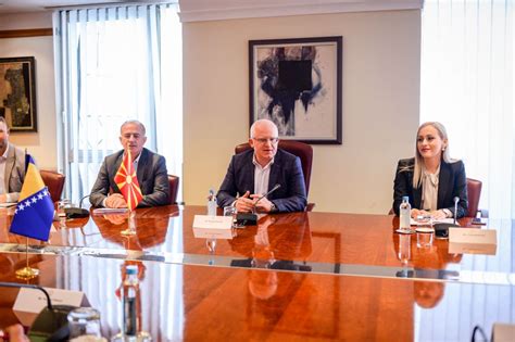 Генералните секретари на владите на Северна Македонија и Босна и Херцеговина разменија искуства