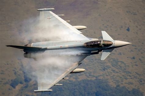 Saab Får Miljardorder Till Tyska Stridsflygplan