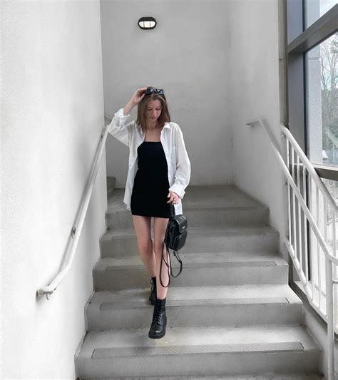 Baile De Emily Johnson