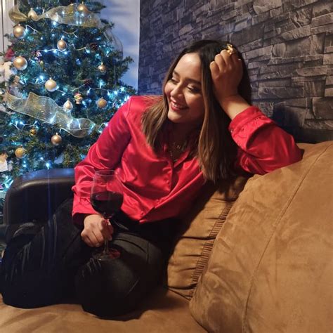 Chantal Andrea Silva Calderón YouTube