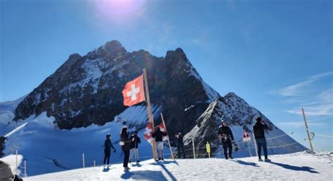 스위스 여행 14편 3일차 융프라우요흐 융프라우 파노라마스핑스 전망대알파인센세이션고원지대아이스글랫처아이거익스프레스그린델발트2022년9월가족여행 네이버 블로그