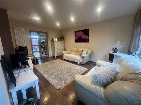 Larch Way Patchway Bristol Avon 1 Bed In A House Share £575 Pcm £