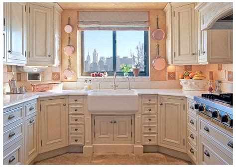 Маленькая п образная кухня с окном 61 фото красивые картинки и Hd фото