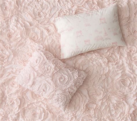 Monique Lhuillier Rosette Quilt And Shams Monique Lhuillier Bedroom