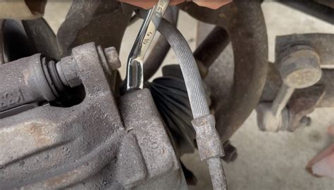 How To Get Air Out Of Brake Lines Without Bleeding Update
