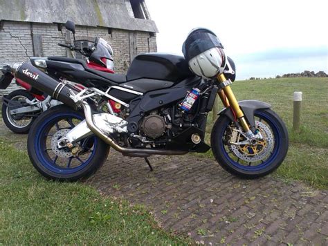 Aprilia Rsv 1000 Streetfighter