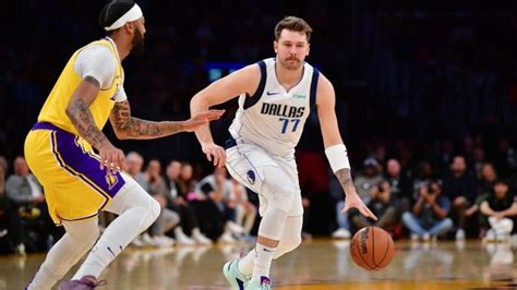 Lakers vs. Mavericks prediction, odds, line, spread, time: 2023 NBA ...