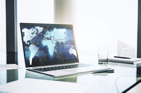 추상적 인 디지털 세계지도 연구 및 전략 개념과 현대 컴퓨터 모니터 3d 렌더링 0명에 대한 스톡 사진 및 기타 이미지 0명 3차원 형태 개념 Istock