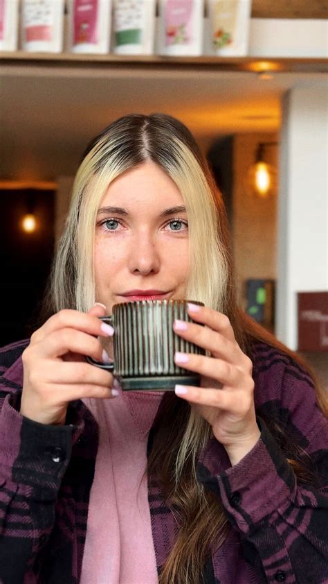 Specialty Coffee In Batumi Начни её утро с приятного момента аромата весны и свежесваренного