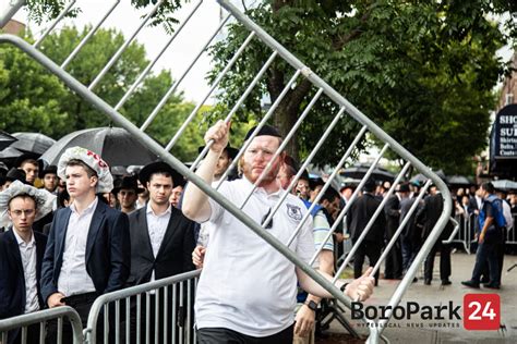 Photo Gallery Levaye Of Rav Aaron Schechter Zt”l Rosh Yeshivas Rabbeinu Chaim Berlin Boro