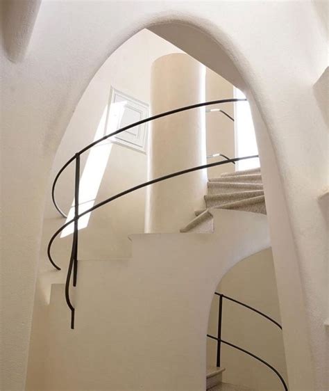 Pin De Lara Vai En Nai Insta Inspo And Accounts Gaudi