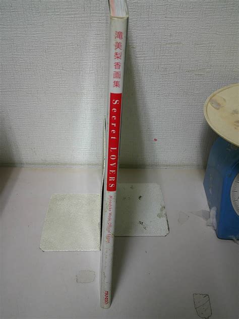 Yahoo オークション 滝美梨香 画集 「 Secret Lovers