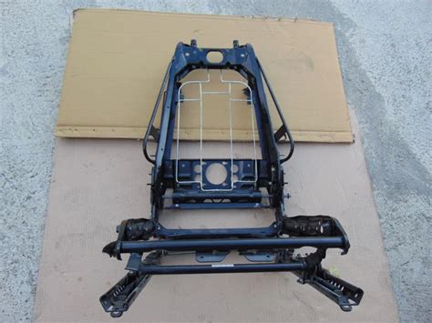 Chassis Squelette SiÈge Avant Droite Maserati 3200 Gt 386900294 Eur 1