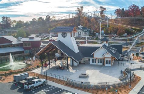 3 Reasons to Visit SkyLand Ranch and Smoky Mountain Snowpark the Same Day