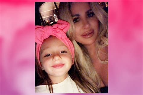 Kim Zolciak Biermanns Daughter Kaia Obsessed With Fashion