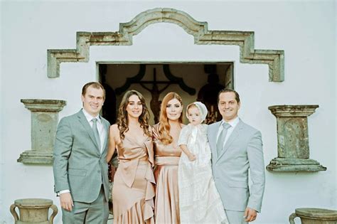 Paula Guzmán Martínez Recibe Su Primer Sacramento Elnorte