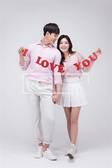 커플 152 Pho406 프리진 사진 커플 사람 Pho406d 한국인 동양인 아시아 남자 여자 20대 청년 2인 연인 행복 데이트 미소