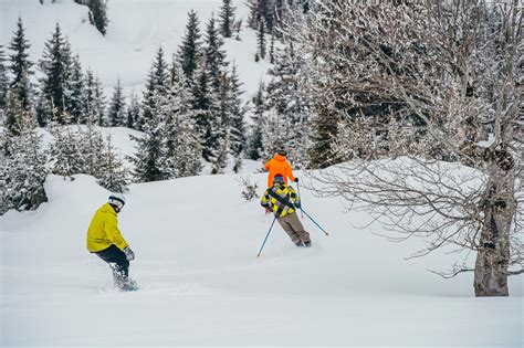Ambassadori Goderdzi Hotel • სასტუმრო ამბასადორი გოდერძი