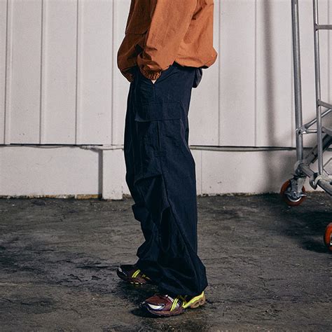 나일론 파라슈트 카고 팬츠 블랙 감도 깊은 취향 셀렉트샵 29cm