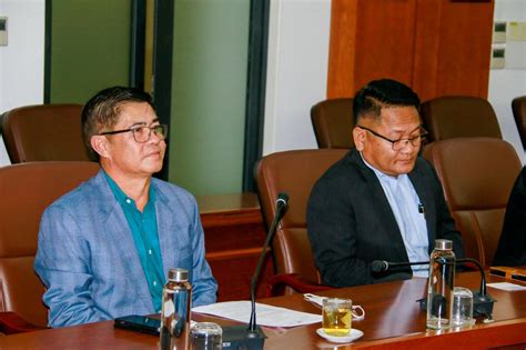 Tổng công ty Cảng hàng không Việt Nam CTCP ACV gặp mặt Tổng công ty Cảng hàng không Lào AOL