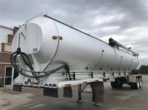 2010 Walinga 38x102 Tandem Axle Dry Bulk Pneumatic Tank Trailer Air